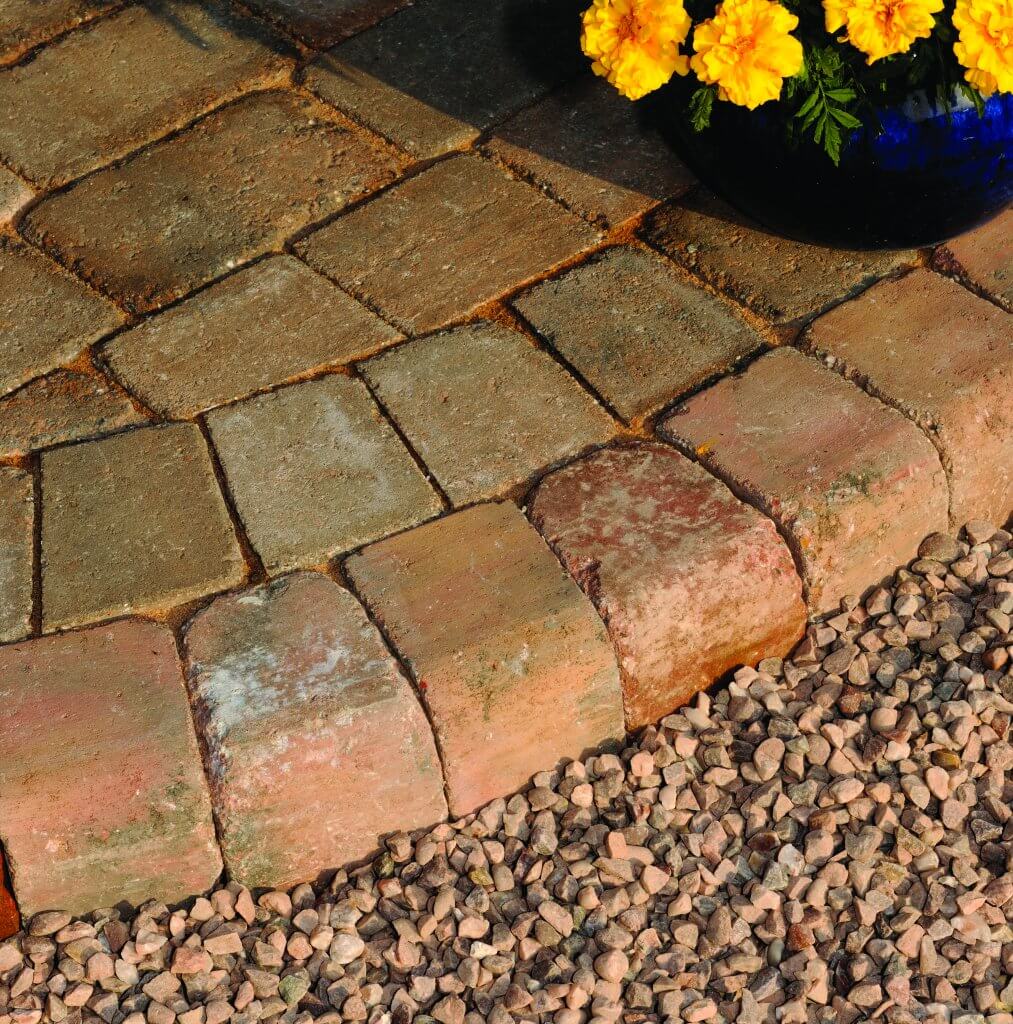 Garden - Steps & Raised Kerbs | Hertfordshire Driveways