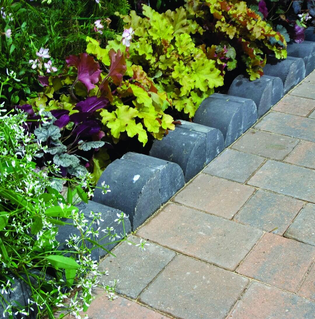 Garden - Steps & Raised Kerbs | Hertfordshire Driveways